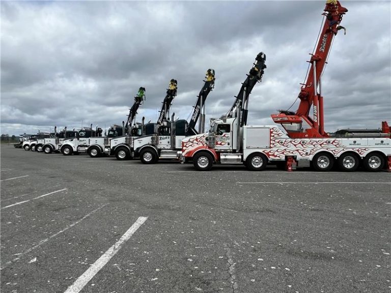 Dick's Towing Inc: 24/7 Towing & Roadside Assistance